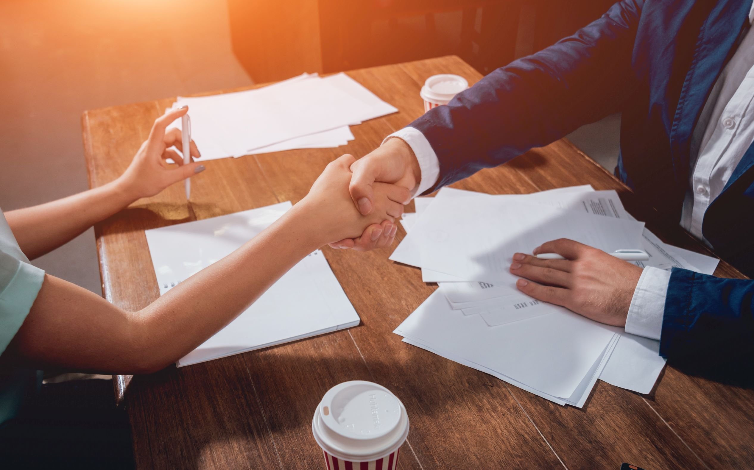 The Stress Isn’t Worth It! 10 Benefits of Living Close to Work